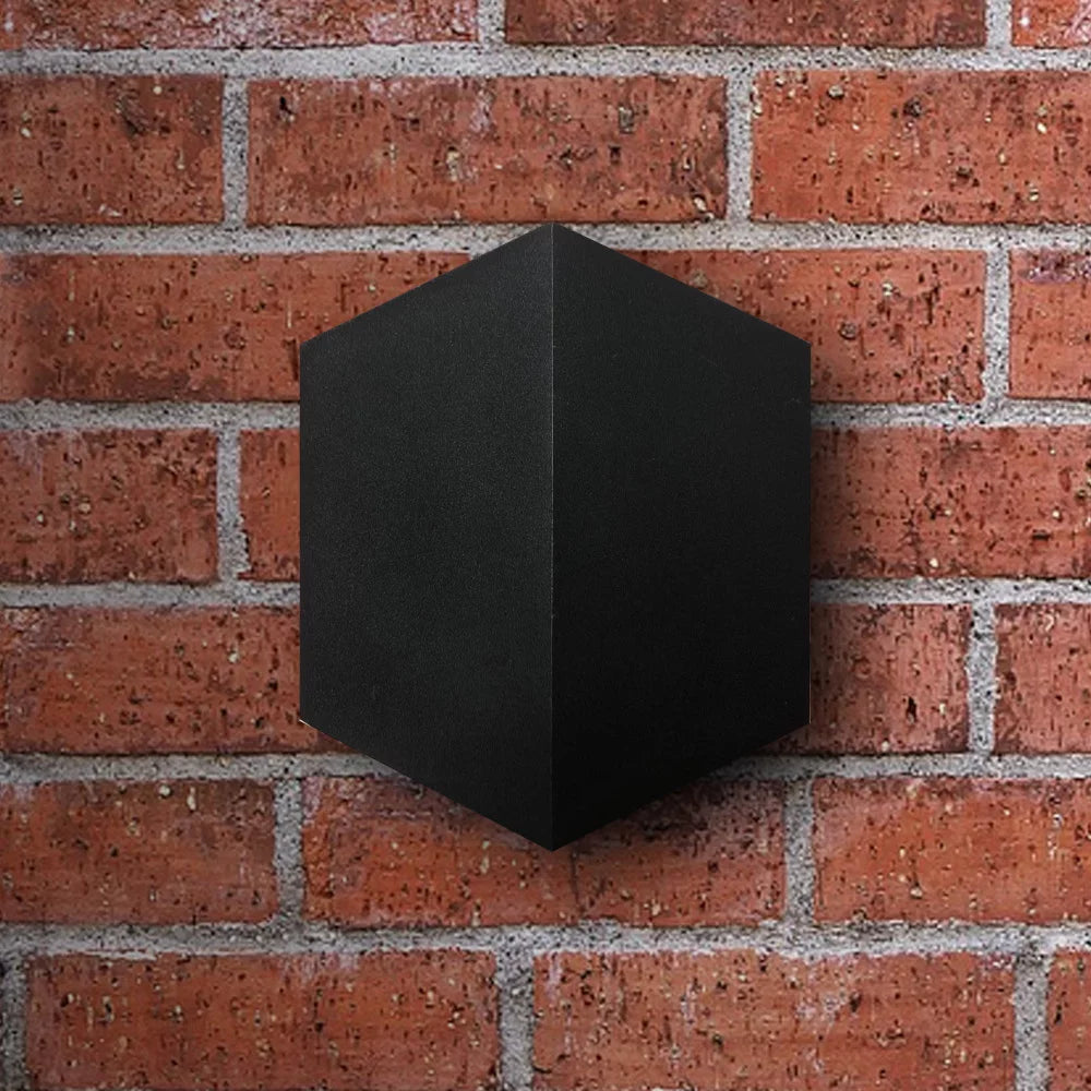 Arbotante Jach cubo led 10w luz cálida – GRUPODONPEDRO